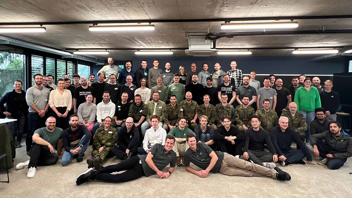 „Military Routing Planner“ ist Sieger des 6. BWI Data Analytics Hackathon